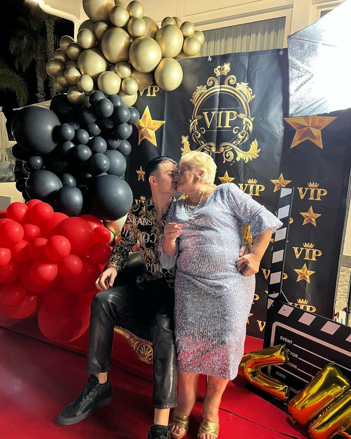 В Италии студент женился на 76-летней богачке, но говорит, что дело не в деньгах | Форум MMGP