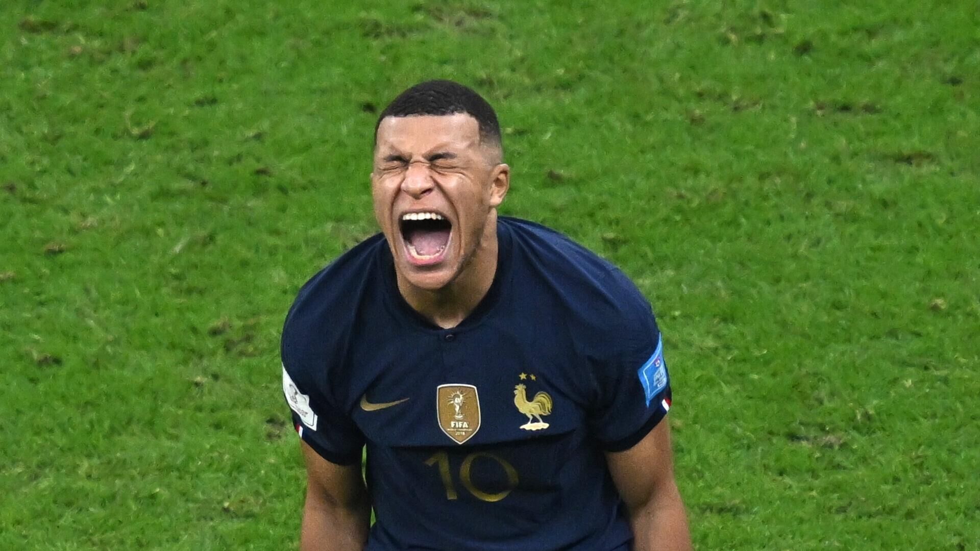 Французская газета L'Equipe поиздевалась над Килианом Мбаппе после вчерашнего поражения в Лиге ...