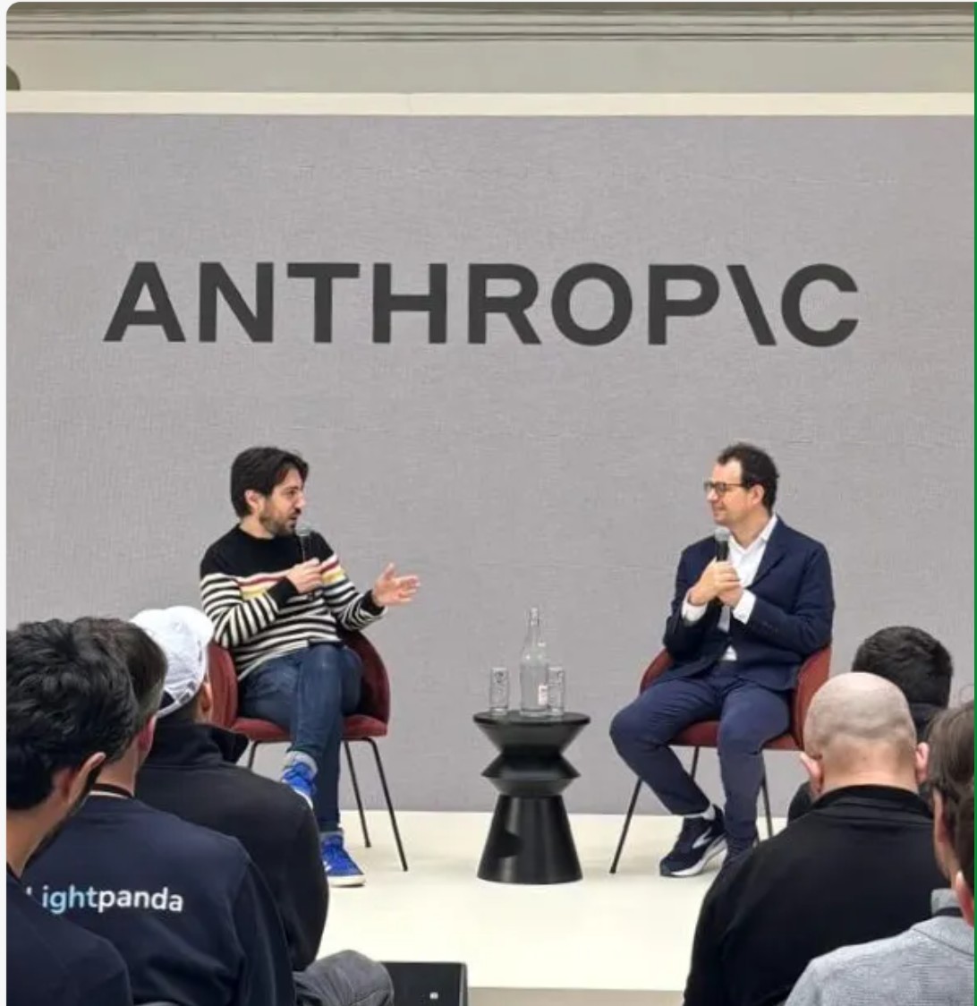 Генеральный директор Anthropic Дарио Амодеи предупреждает о «гонке» за понимание ИИ, поскольку ...