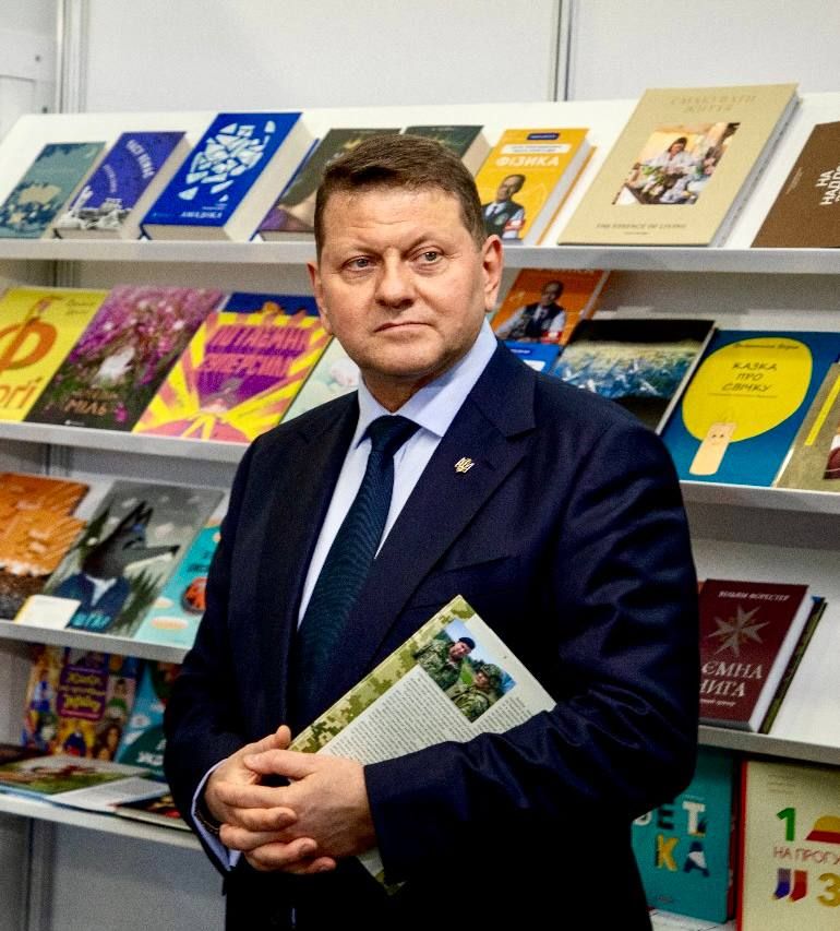 Как война изменила украинский книжный рынок, что читают украинцы и каковы тенденции в 2025 году ...